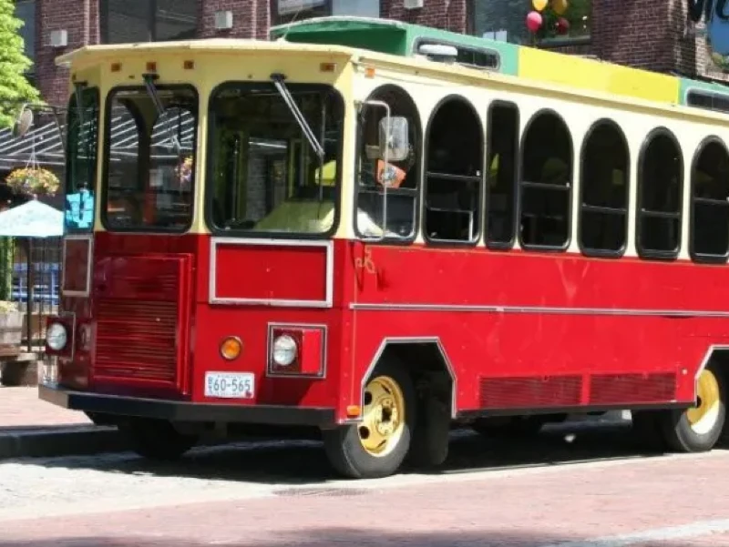 Trolley | Cajun Country Booking Service